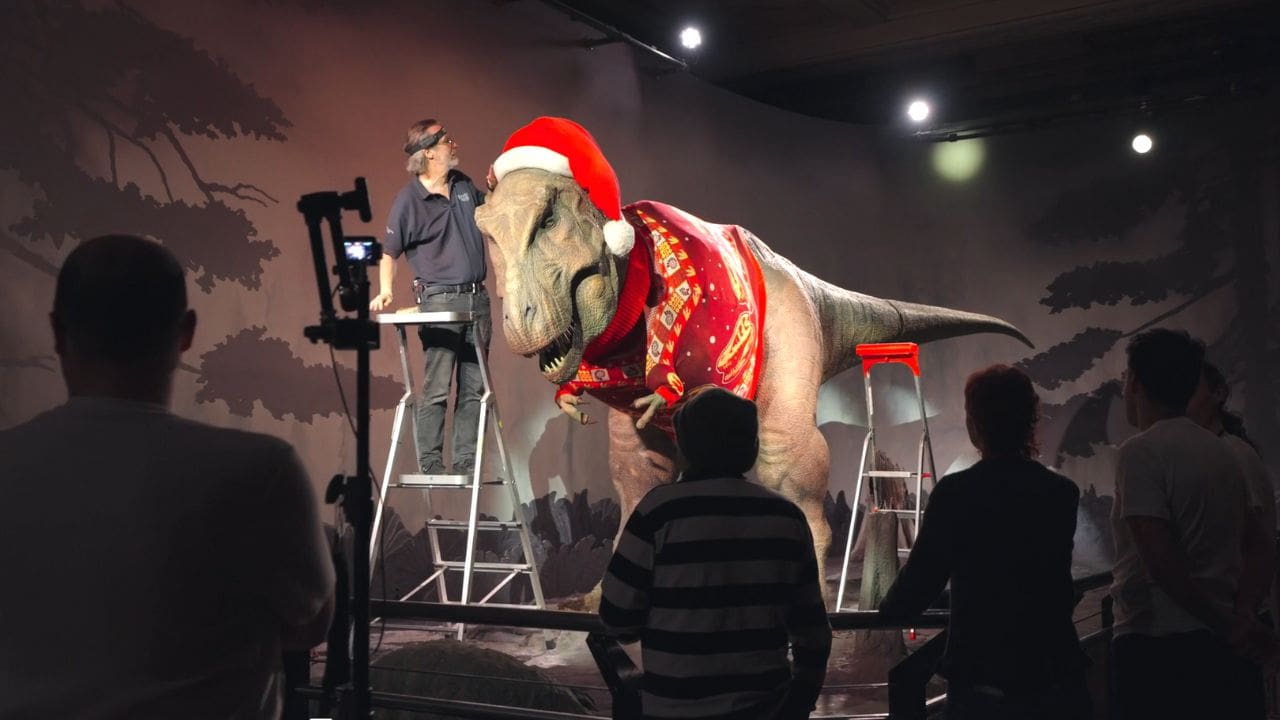 Our favourite Christmas signage campaigns of 2025 | SignLink